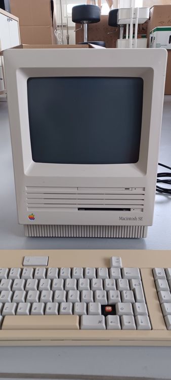 Apple Macintosh SE (Kult) | Kaufen auf Ricardo