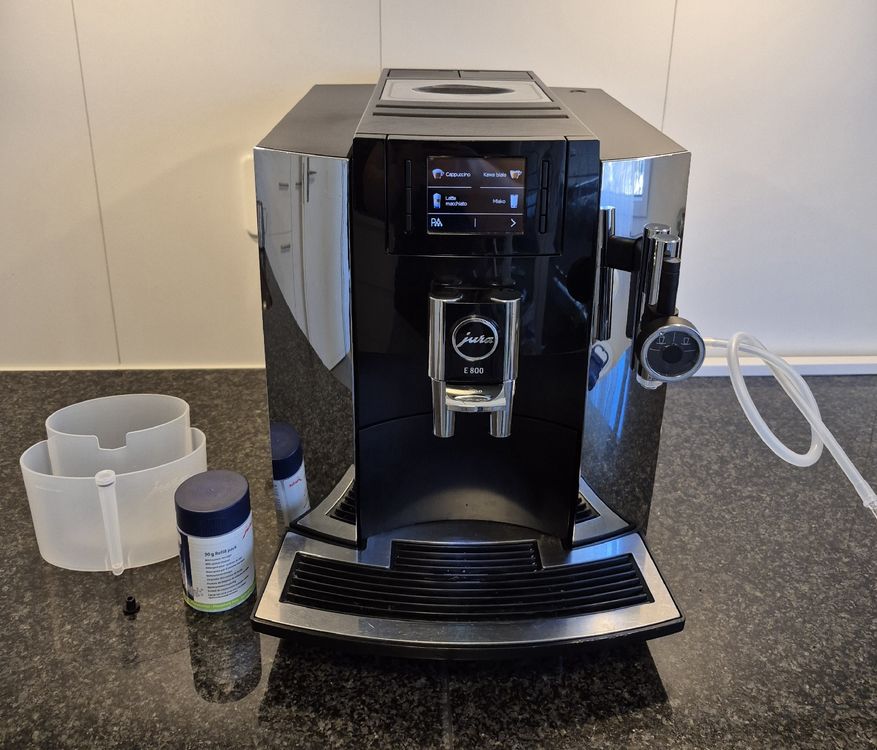 Jura Impressa E800 Chrom Frisch revidiert (Gebraucht) in Bösingen für CHF 550 – mit Lieferung ...