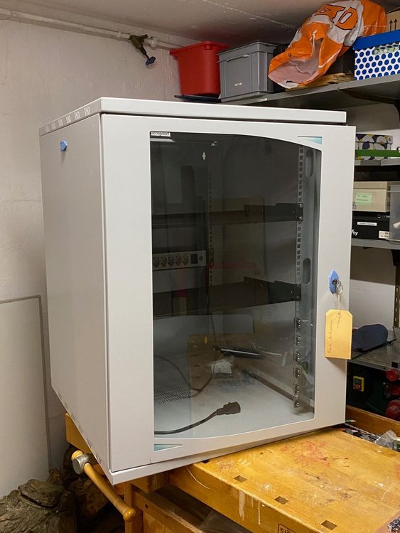 19 Zoll Netzwerkschrank "tecnosteel", 16 HE | Kaufen auf Ricardo