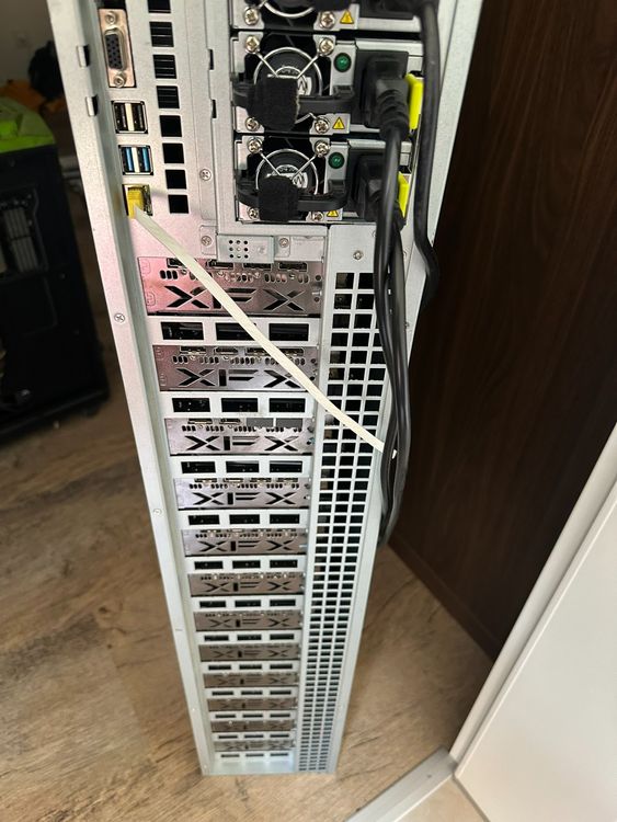 Mining-Rig Octominer X12 Ultra – 12x RX 5700 XT (Gebraucht) in ...