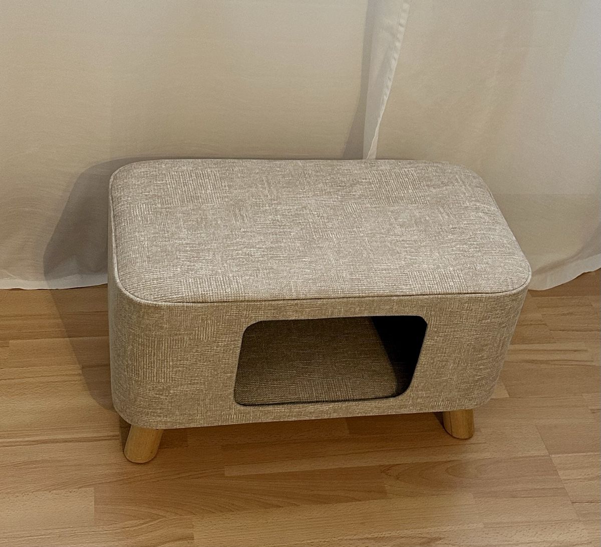 Lit niche maison pour chien chat Beige Swisspet Mia (D'occasion) à ...