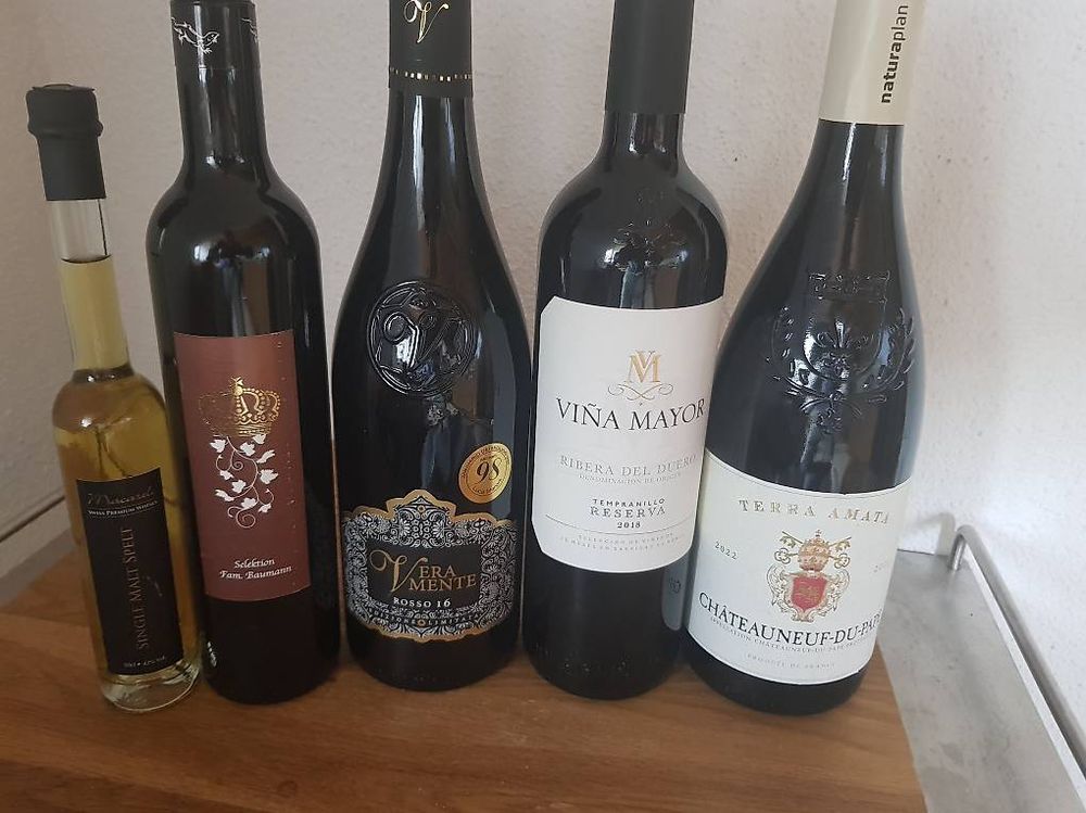 Gute Weine und Whiskey (Gebraucht) in Winterthur für CHF 5 – nur ...