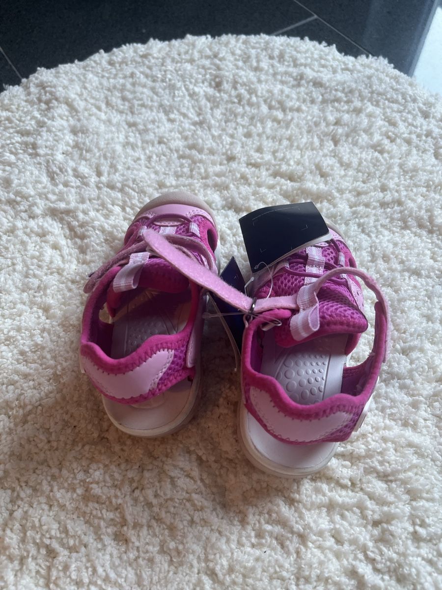 Sandali FILA bambina rosa – nuovi con etichetta – numero 23 (Nuovo e ...