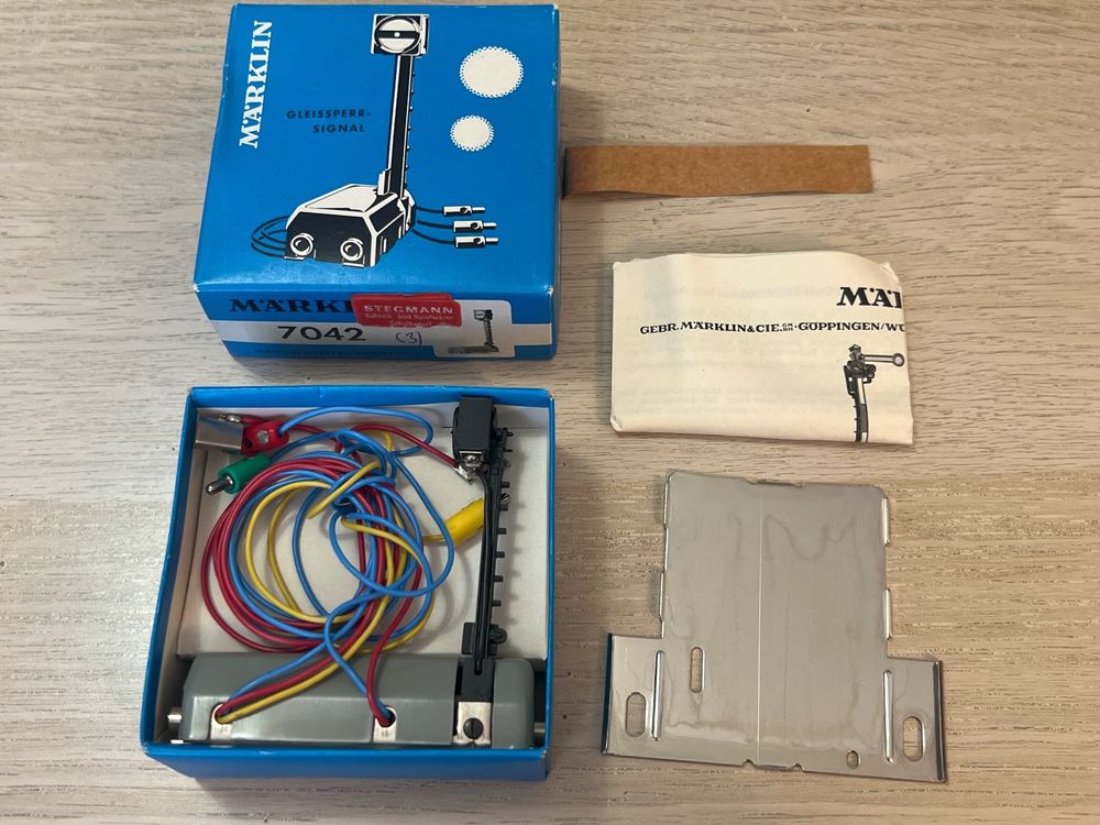 Märklin 7042 Gleissperrsignal H0 (3) (Gebraucht) in für CHF 17 – mit ...