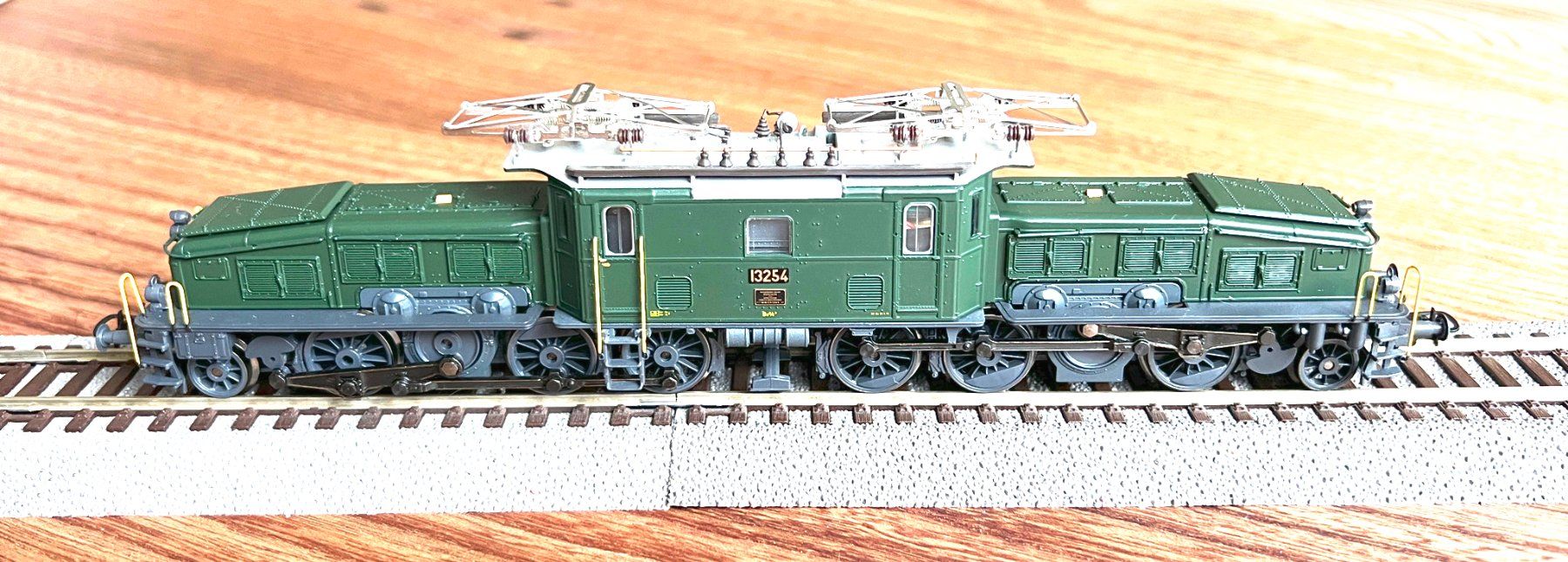 Roco SBB Krokodil grün | Comprare su Ricardo