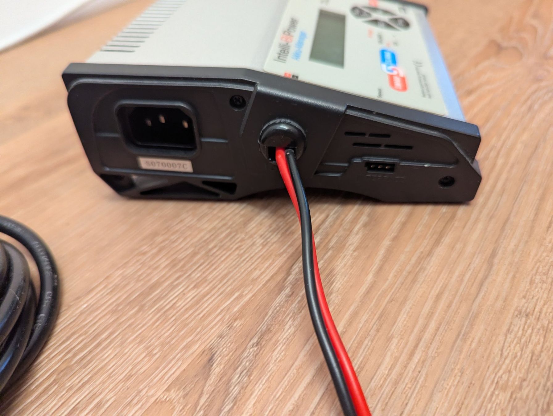 Simprop Intelli-BiPower Ladegerät (LiPo/LiFe/NiMH) – AC/DC (Gebraucht ...