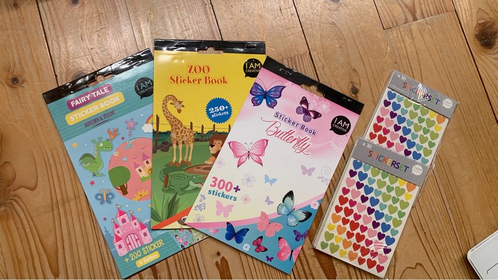 Stickerbücher und div. Sticker (Gebraucht) in Winterthur für CHF 6 ...