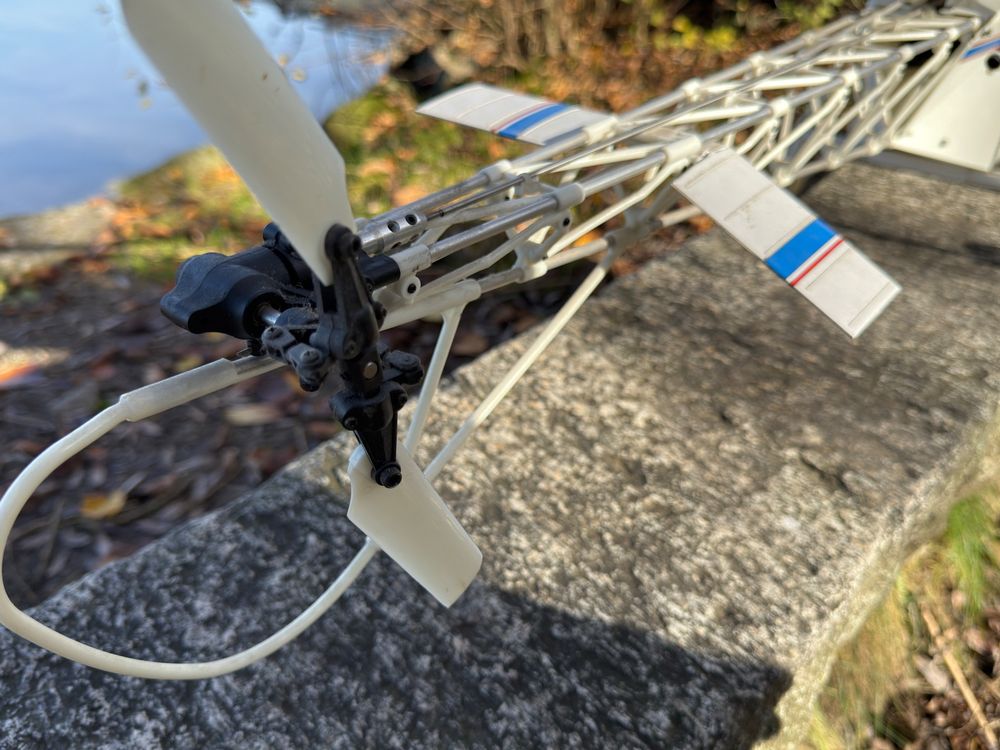 Hirobo Aérospatiale Lama SA-315B RC Hubschrauber (Neu (gemäss ...