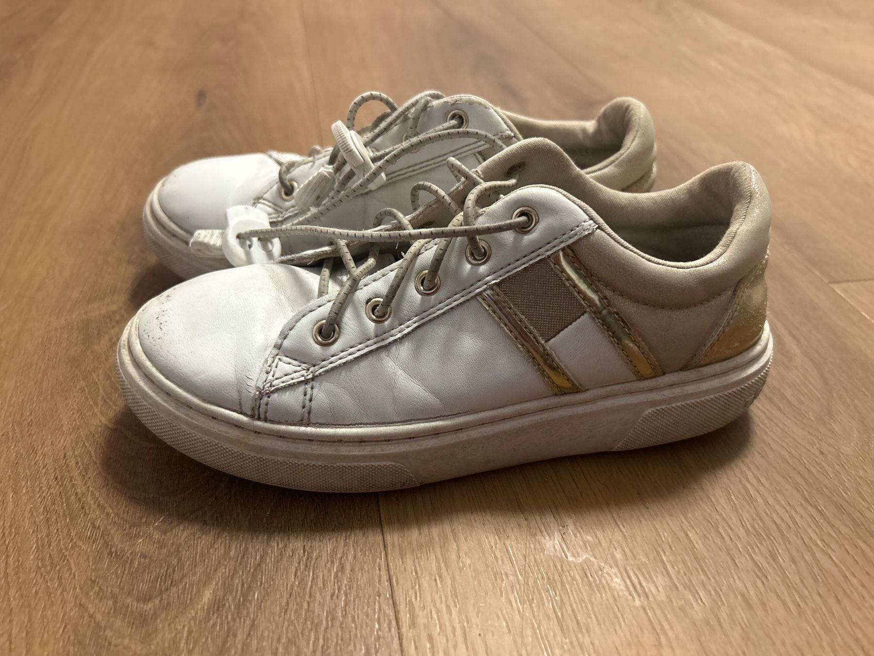 Tommy Hilfiger Turnschuhe Sneakers Mädchen Gr 32 (Gebraucht) in ...