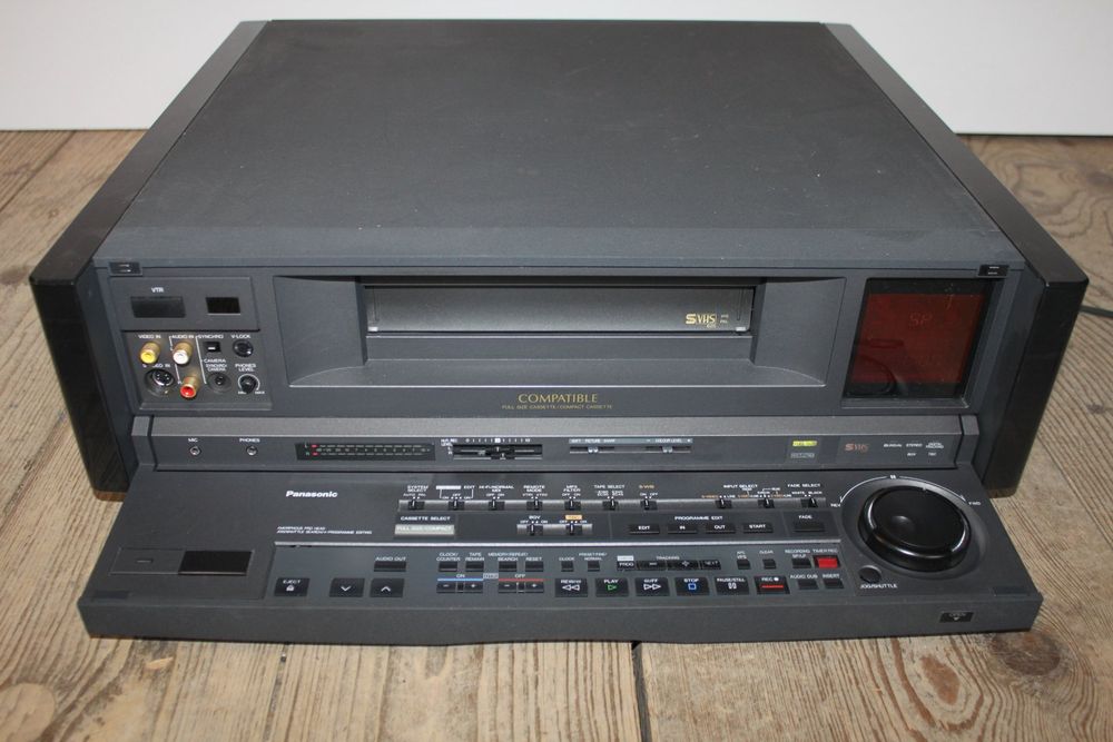 Panasonic NV-V8000 Videorekorder, S-VHS, S-VHS-C (Defekt) in für CHF 66 – nur Abholung auf ...