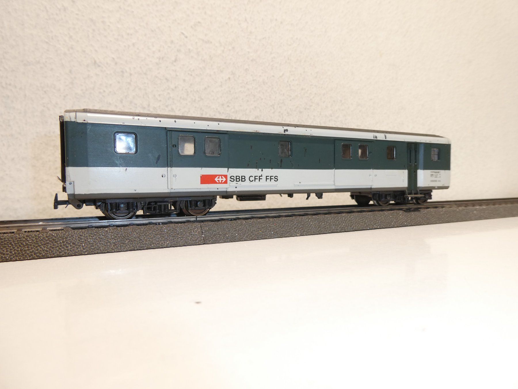 Roco Gepäckwagen SBB 610-3 HO (5) (Gebraucht) in Luzern für CHF 0.9 ...