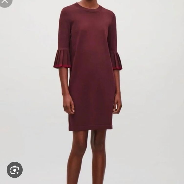 COS Red Burgundy Knit Dress with Bell Sleeves Sz S | Kaufen auf Ricardo