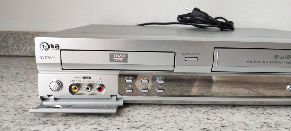LG COMBO VHS-Videorecorder & DVD (Gebraucht) in Schongau für CHF 160 ...