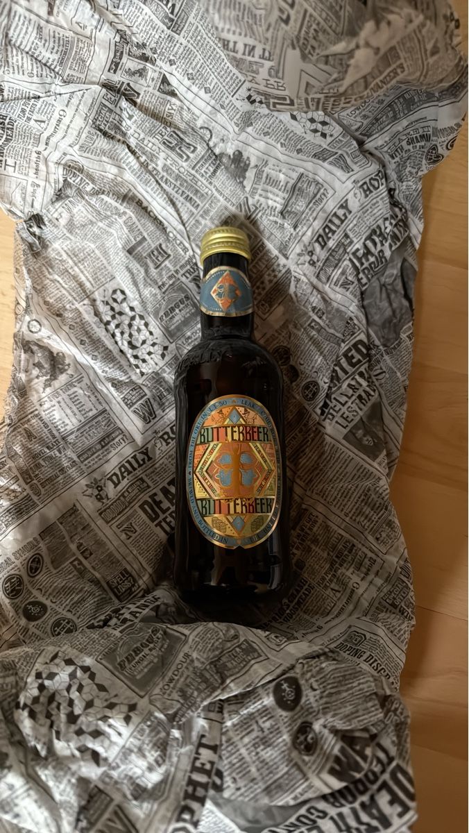 Original Harry Potter Butterbeer Flasche, voll, Sammlerstück (Neu ...