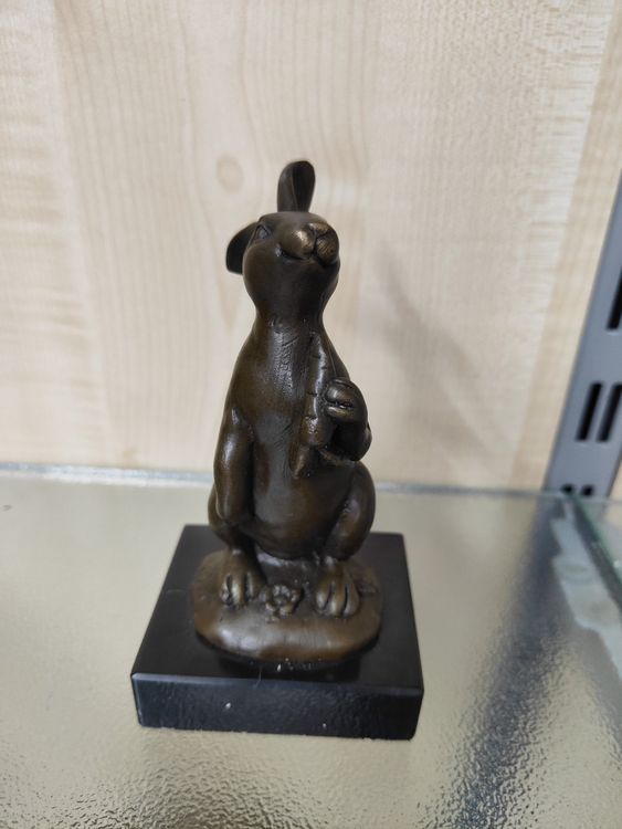 BRONZE HASE MIT KAROTTE SIGN. | Kaufen auf Ricardo