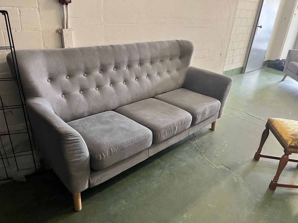 Graues 3-Sitzer-Sofa im skandinavischen Stil (Gebraucht) in Klingnau ...