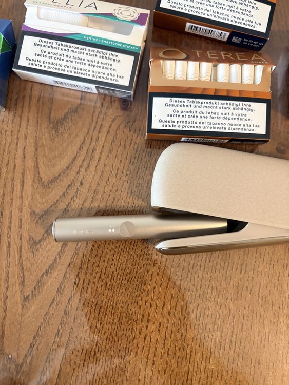 IQOS ILUMA + TEREA/DELIA Sticks - Top Zustand! 🔥 (Gebraucht) in ...