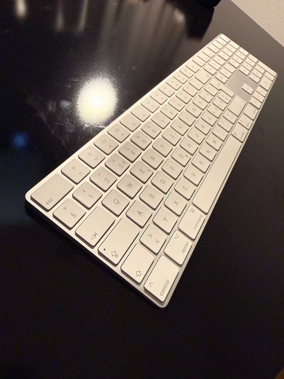 Apple Magic Keyboard (Bluetooth) – Weiss – neuwertig (Gebraucht) in ...