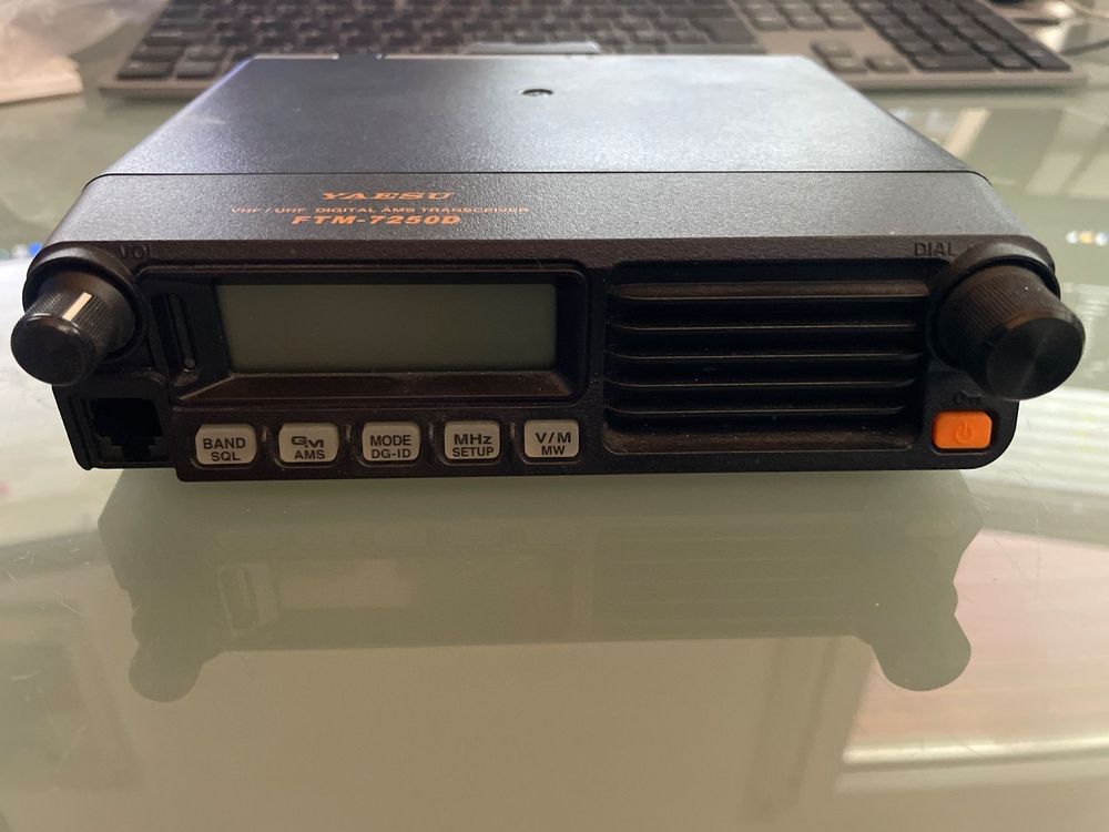 YAESU FTM-7250D VHF/UHF C4FM/FM (Neuf (Voir description)) à Massonnens ...