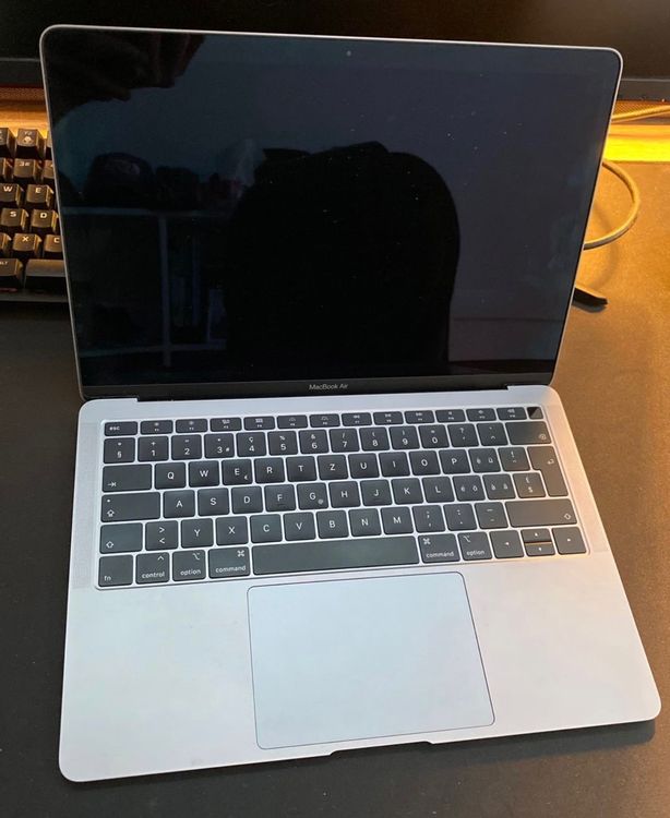 Apple MacBook Air 2020 13.3 (Gebraucht) in Sursee für CHF 405 – mit ...