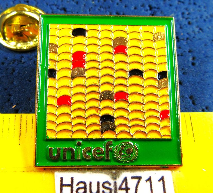 UNICEF PIN (Gebraucht) in Ettingen für CHF 0.95 – mit Lieferung auf ...