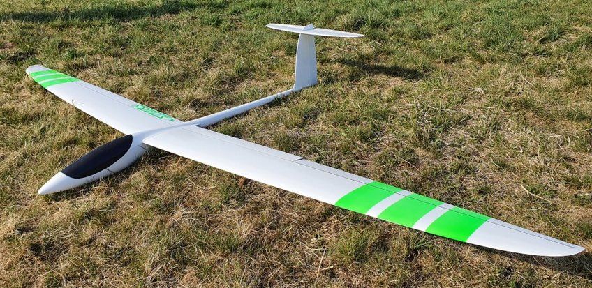 Spark Scale Modell mit F3B Flächen (Neu und originalverpackt) in Gümligen für CHF 1125 – mit ...