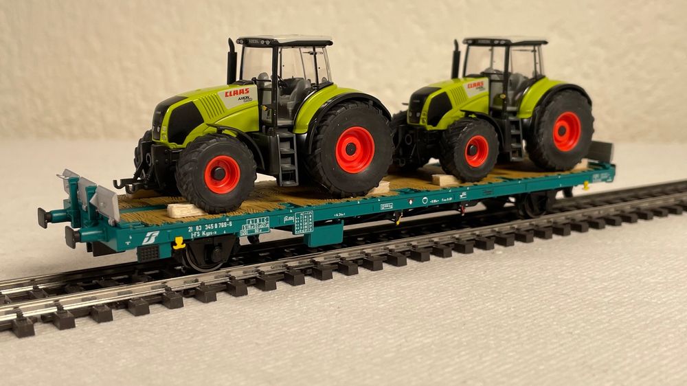 ACME 40177 - FS Kgps-x Flachwagen m. 2 CLAAS Traktoren - NEU (Neu und ...