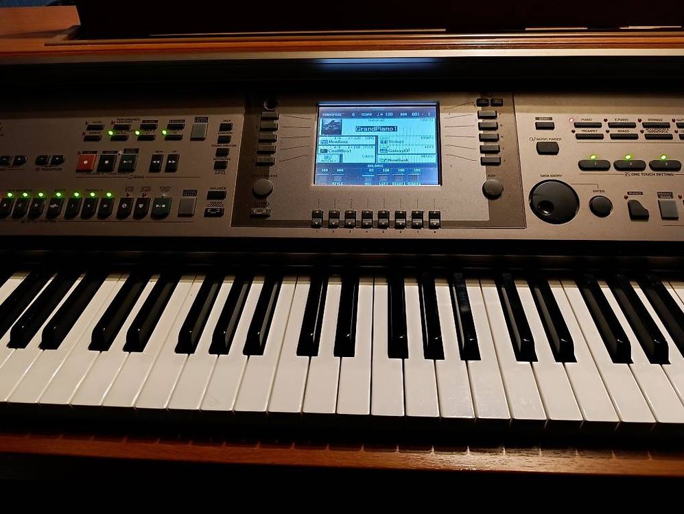 Yamaha CVP-305 Piano numérique haut de gamme (Gebraucht) in ...