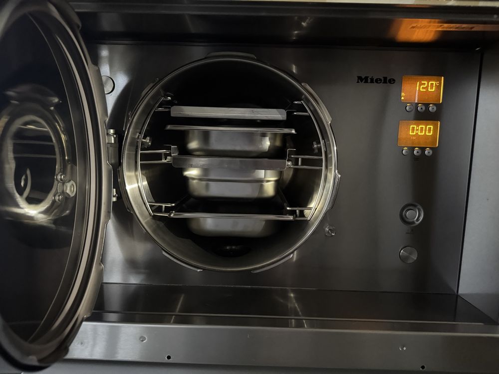 Miele DG 4164 L/ED/CS/CH Dampfgarer - Top Zustand! (Gebraucht) in Basel ...