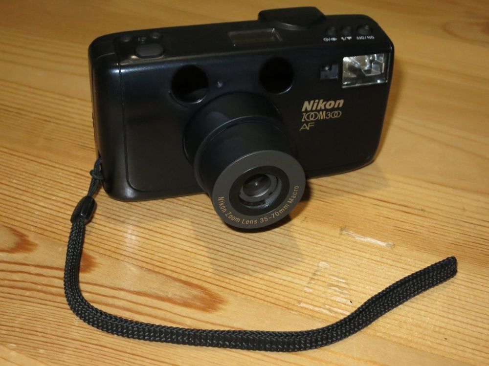 Nikon Zoom 300 AF Kompaktkamera (Gebraucht) in Mendrisio für CHF 24 ...