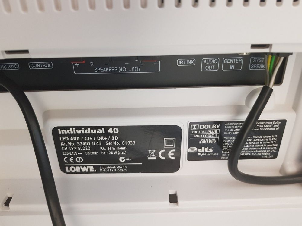 Loewe Individual40 in Weiss mit Standfuss und Fernbedieunung (Gebraucht ...