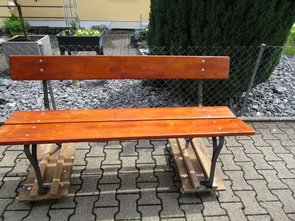 Fürobe-Bänkli Schmiedeeisenfüsse neue Holzlatten | Kaufen auf Ricardo