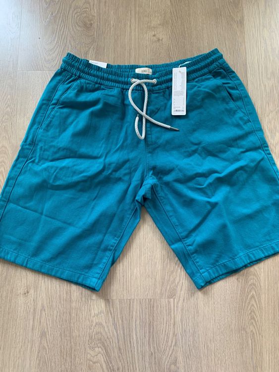 Neue kurze Hose von Esprit (Neu und originalverpackt) in Gwatt (Thun) für CHF 17 – mit Lieferung ...