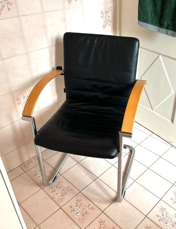 Schreibtischstuhl aus Holz und Leder von Seetal | Kaufen auf Ricardo