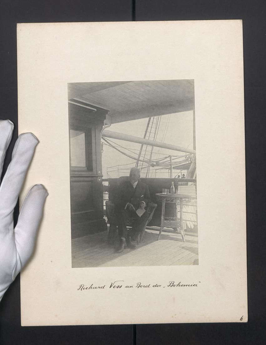 2 Fotografien Schriftsteller Richard Vos (Gebraucht) in Berlin für CHF ...