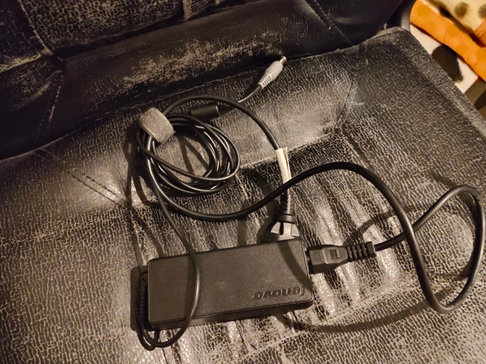 Lenovo power adapter 20V 4.5A (Gebraucht) in Zürich für CHF 40 – nur ...