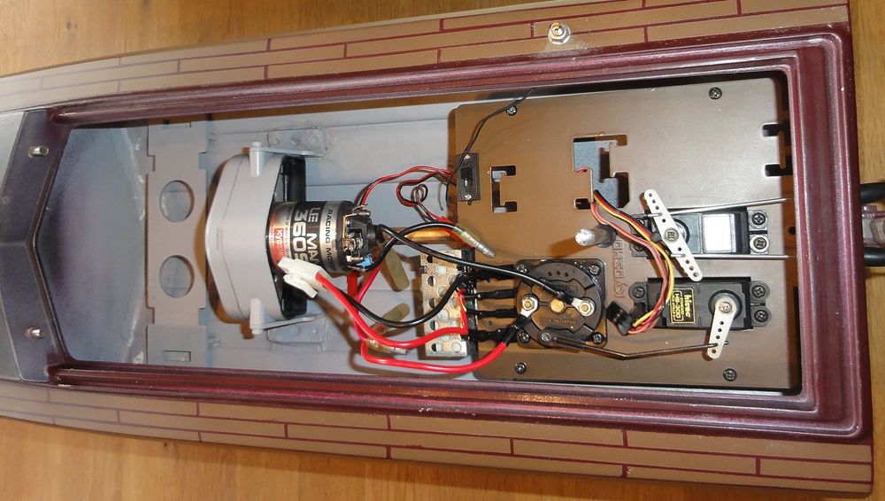 3 x Vintage Rennboote mit RC-Anlagen - Graupner und Kyosho | Kaufen auf ...