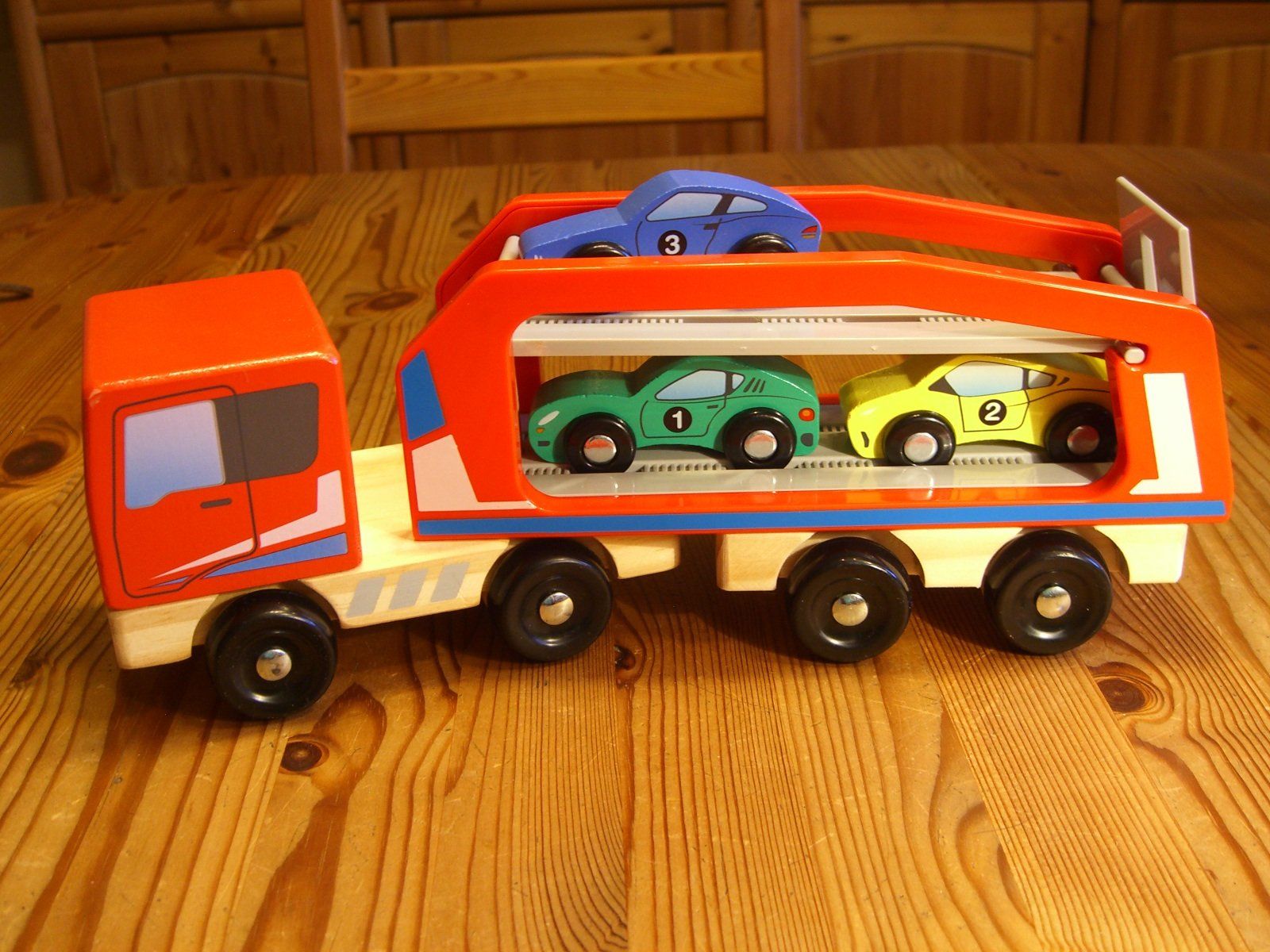 Lkw a. Holz m. Autotransportanhänger u. 3 Autos von Playtive (Neu ...