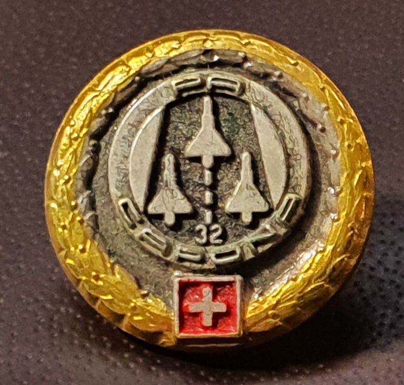 S385 - Pin Swiss Air Force PA CAPONA (Gebraucht) in Reinach BL für CHF ...