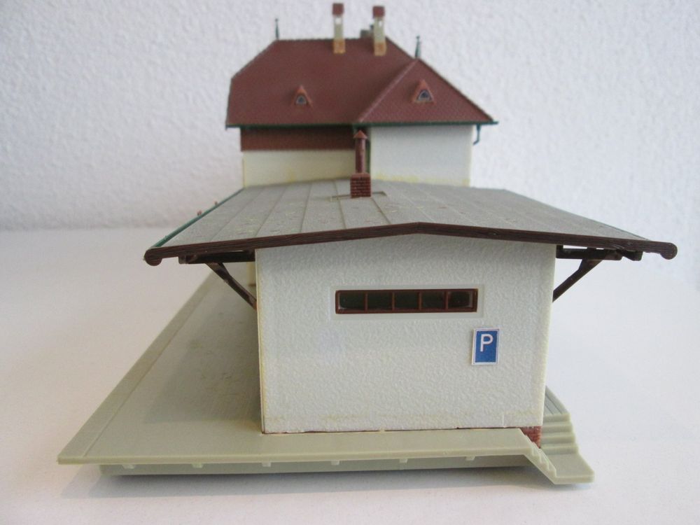 Faller B-110 H0 Modell Bahnhof Friedrichshöhe fertig gebaut | Kaufen ...