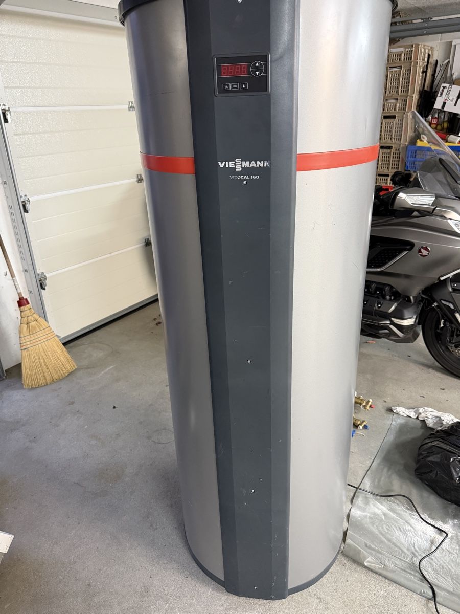 Viessmann Vitocal 160-A Luft-Wasser-Wärmepumpe, Top Zustand (Gebraucht ...