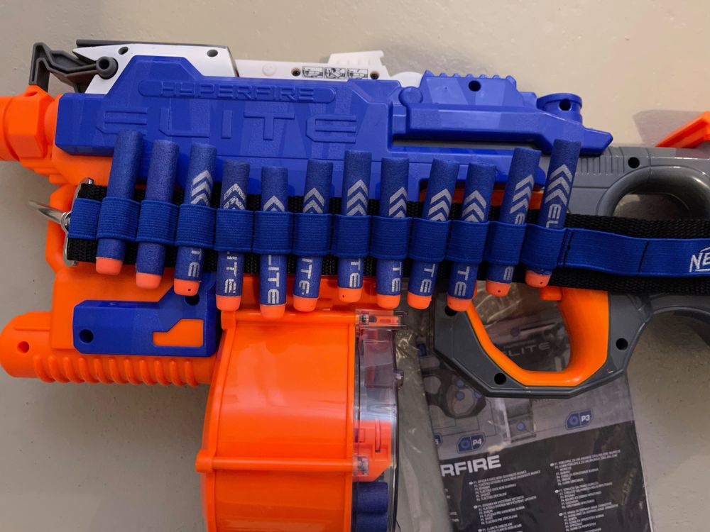 Nerf Hyperfire Elite wie neu mit Munitionsgurt (Gebraucht) in zeihen ...