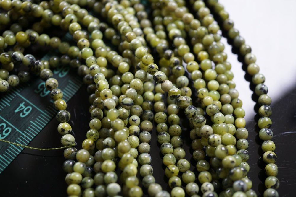 Nephrit Jade Grün Hell 4mm Kugel Schmuck Strang Topstone (Neu und ...