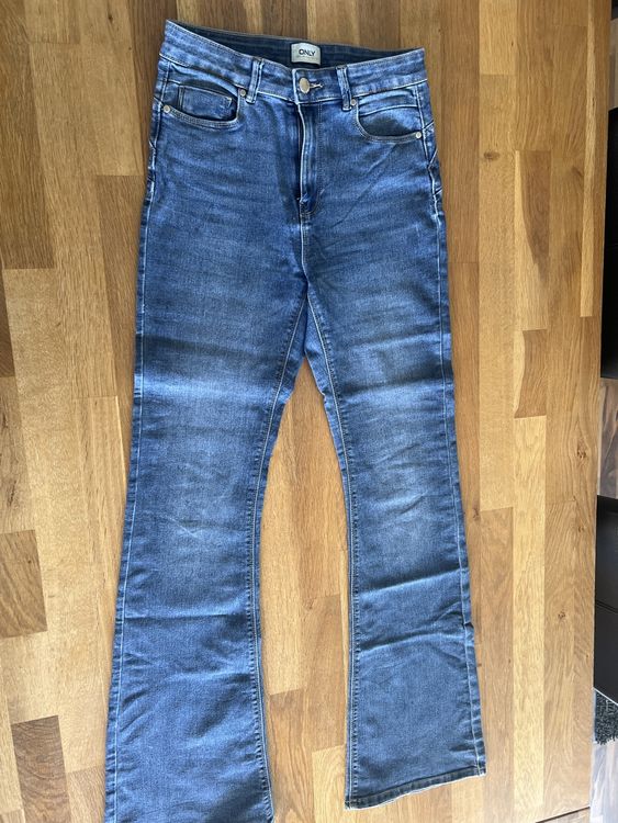 Only flared Jeans (Gebraucht) in Adliswil für CHF 9 – mit Lieferung auf Ricardo kaufen