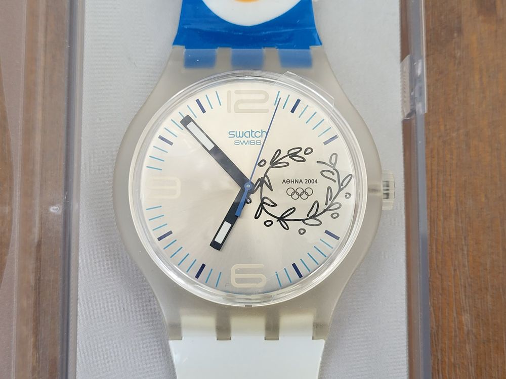 SWATCH OLYMPIA SUDK106R MIT UNTERSCHRIFT VON CARL LEWIS NEU (Neu und originalverpackt) in ...