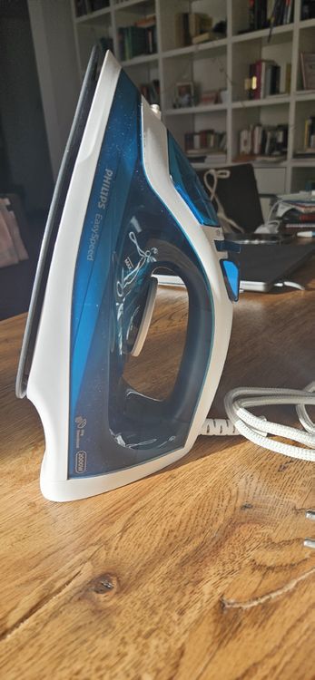 Bügeleisen Philips EasySpeed, 2000W | Kaufen auf Ricardo