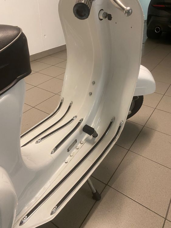 Vespa 50 r V5A raritat 3 gang MFK veteran 2023 (Gebraucht) in Massagno für CHF 4900 – nur ...