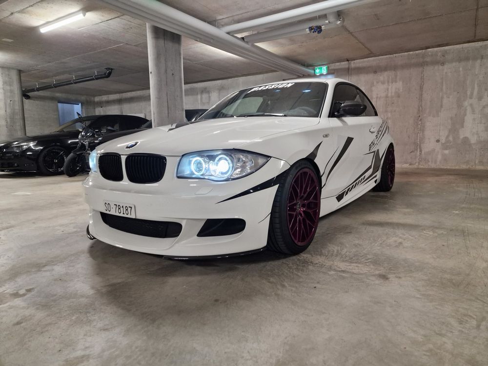 Verkaufe einzigartigen BMW 135i (komplett Performance) | Kaufen auf Ricardo