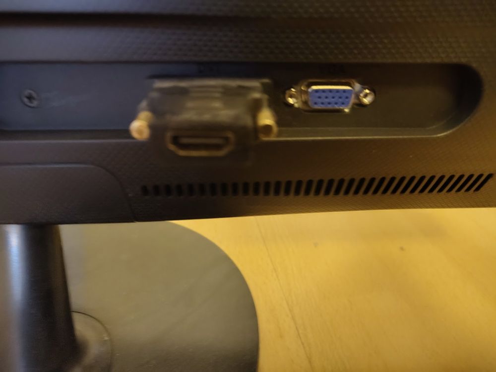 Monitor ASUS (Gebraucht) in Zürich für CHF 1 – nur Abholung auf Ricardo ...