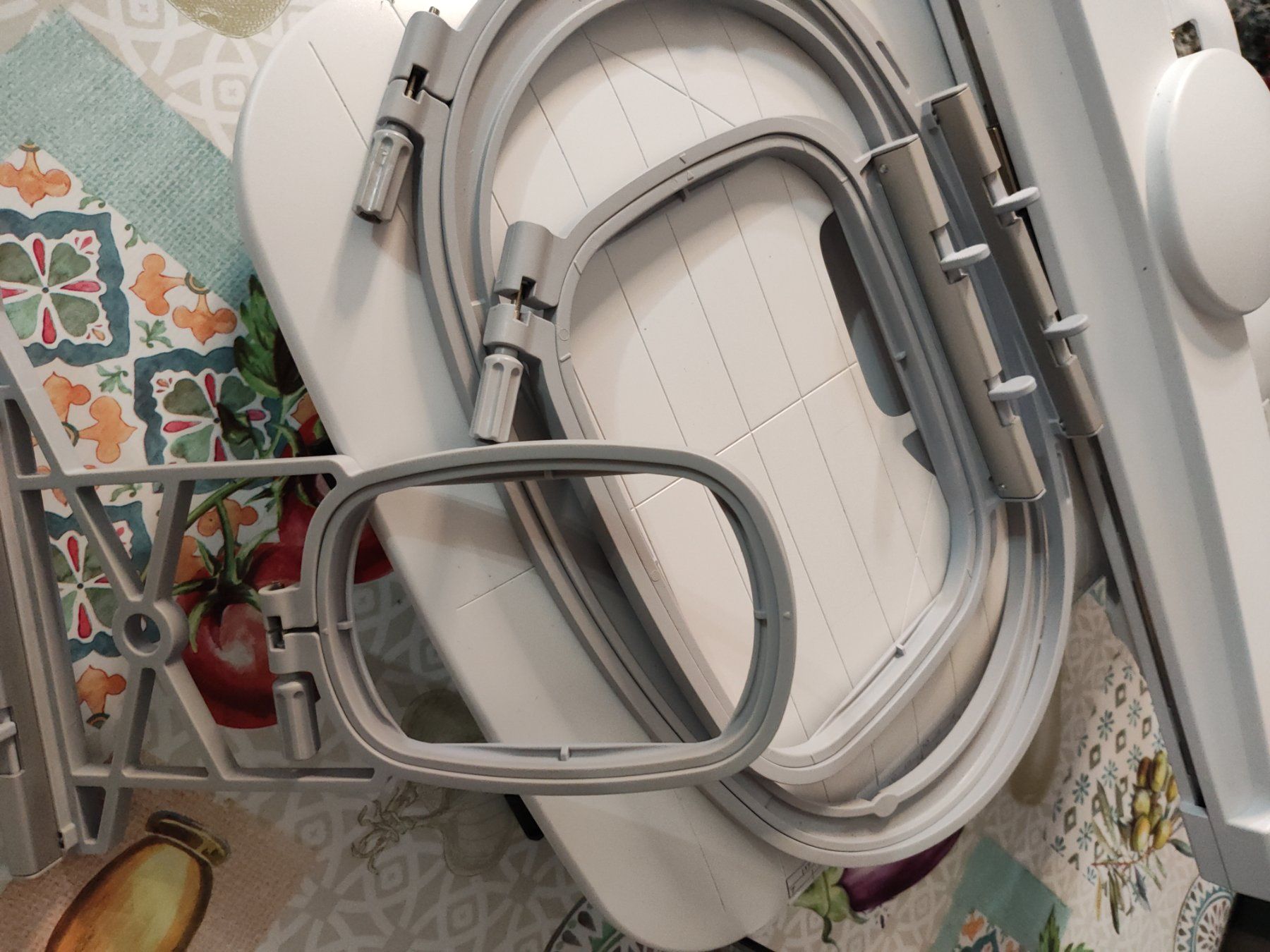 Machine à coudre Bernina B 735 - parfait état, peu servi! (Neuf (Voir ...